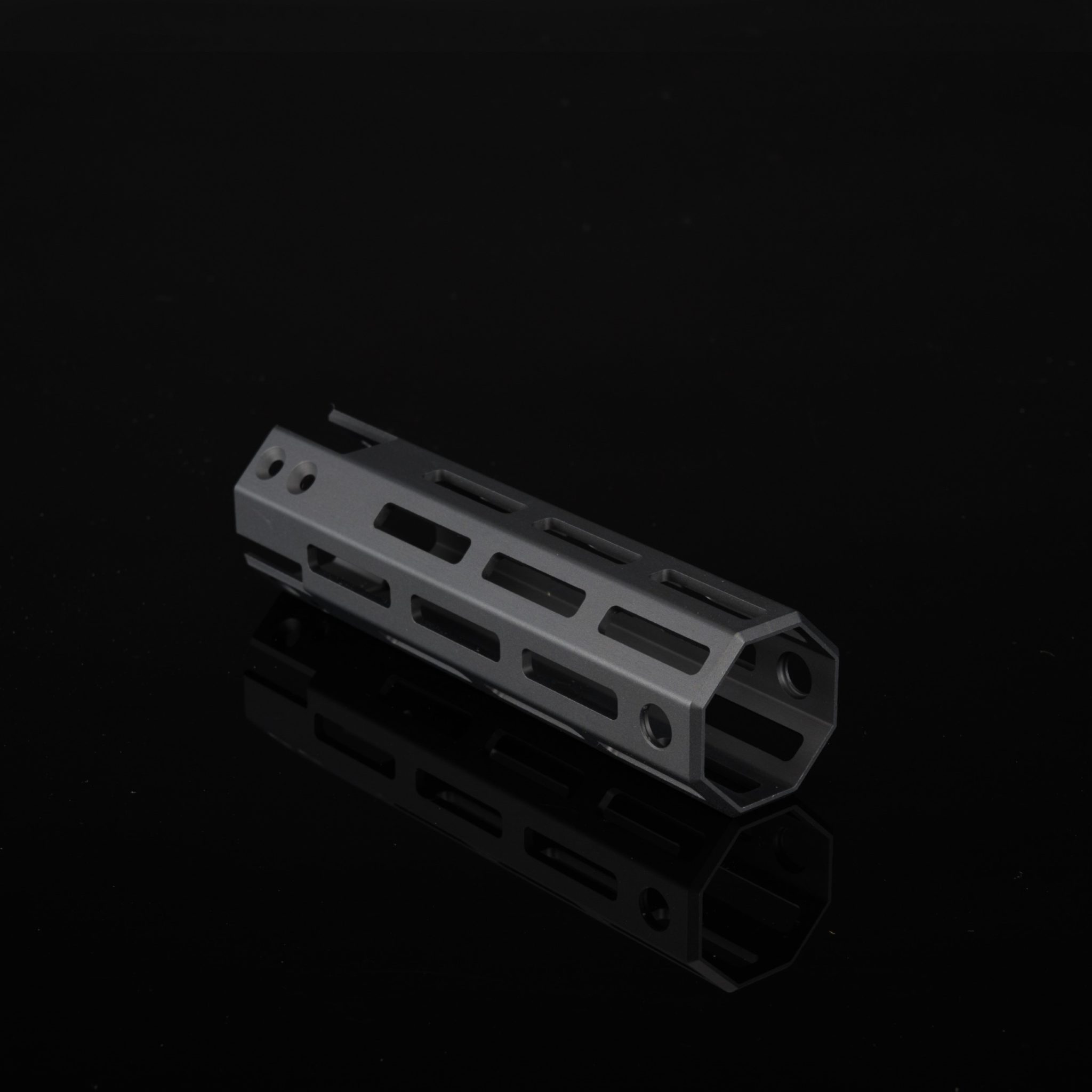 SRS-A2 Short Mlok Handguard – Silverback Airsoft